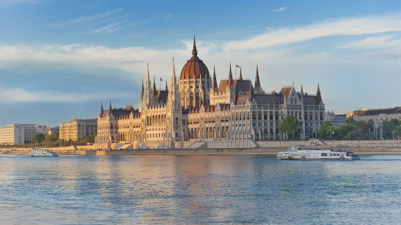 Hungary Tours | Best Hungary Tours & Package Tours