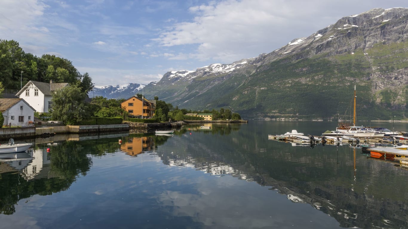 Lofthus Tours | Best Lofthus Tours & Package Tours