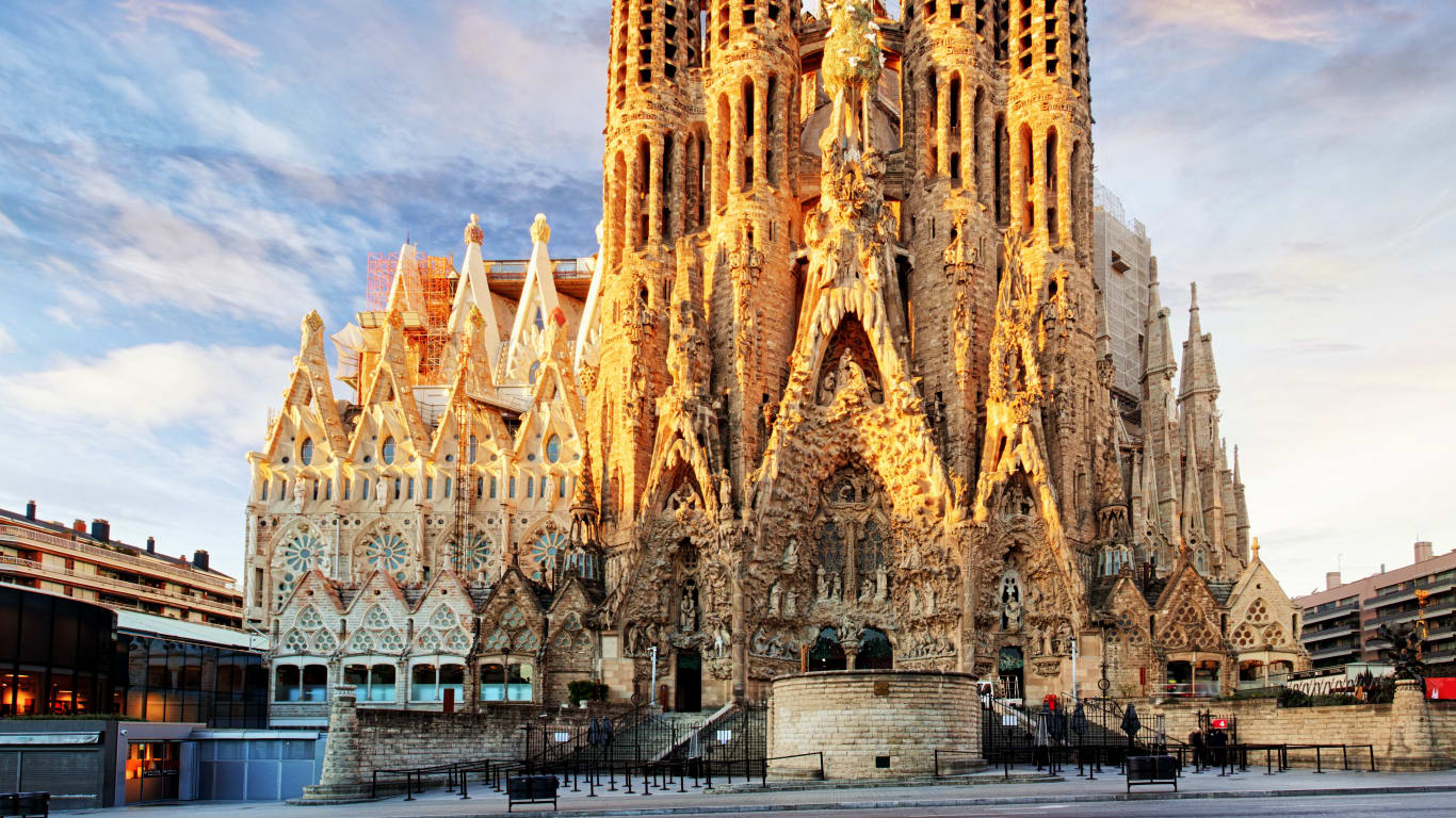 Barcelona Tours | Best Barcelona Tours & Package Tours